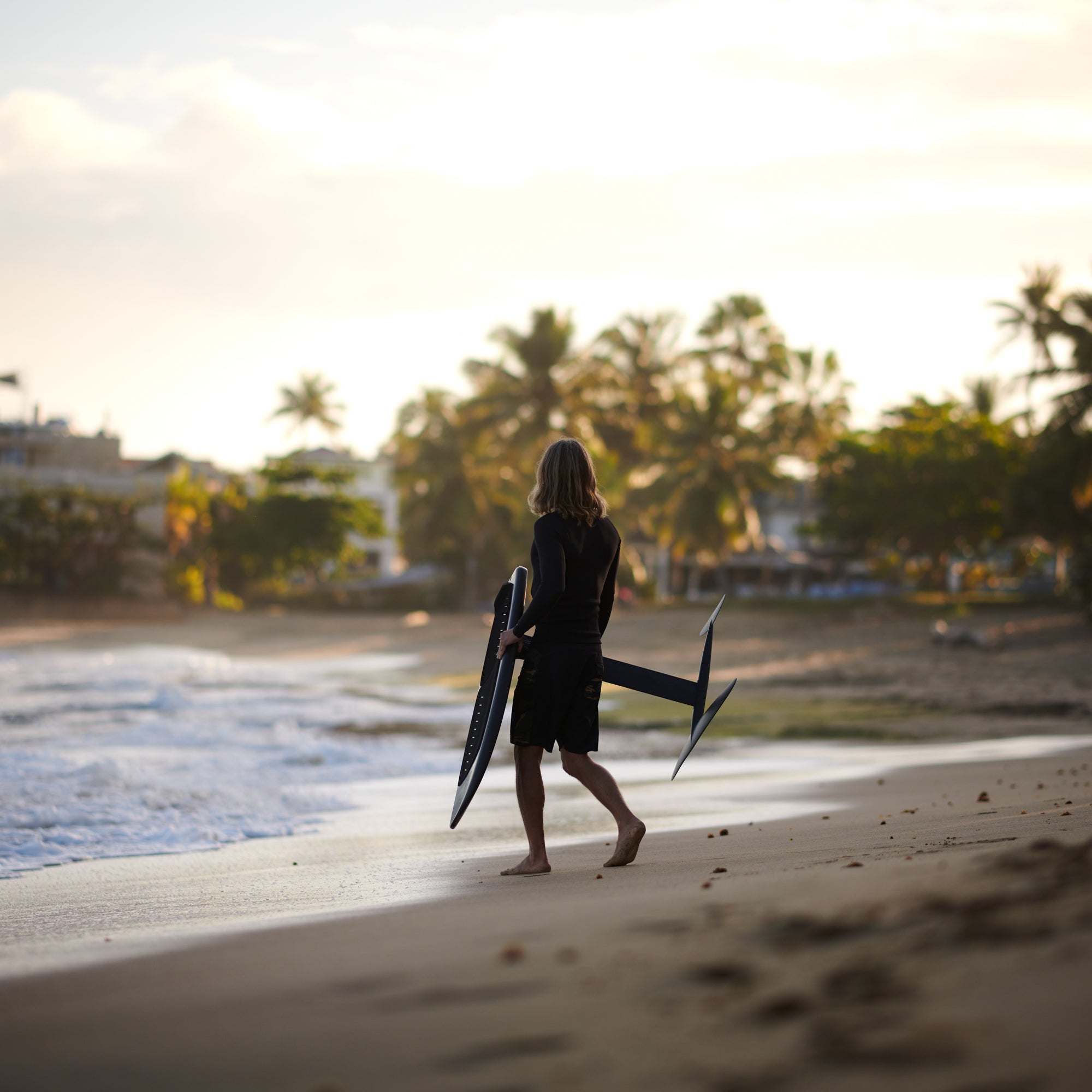Luxury Surf | Lift eFoil Lessons Fort Lauderdale